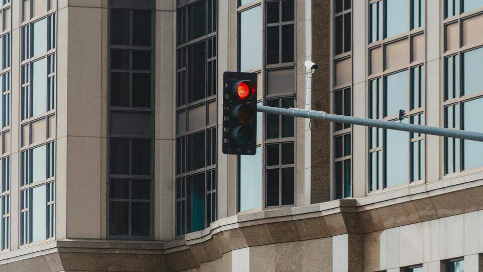 Can you run red lights in Georgia if they never turn green? | Columbus ...